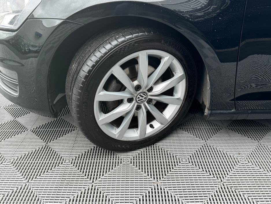 2016 Volkswagen Golf 1.6L Diesel from Philip Tobin Motors - CarsIreland.ie