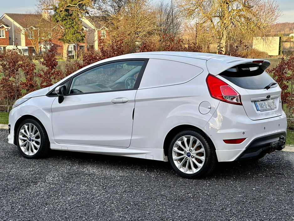 2014 Ford Fiesta VAN ZETEC S BODY KIT | Jammer.ie