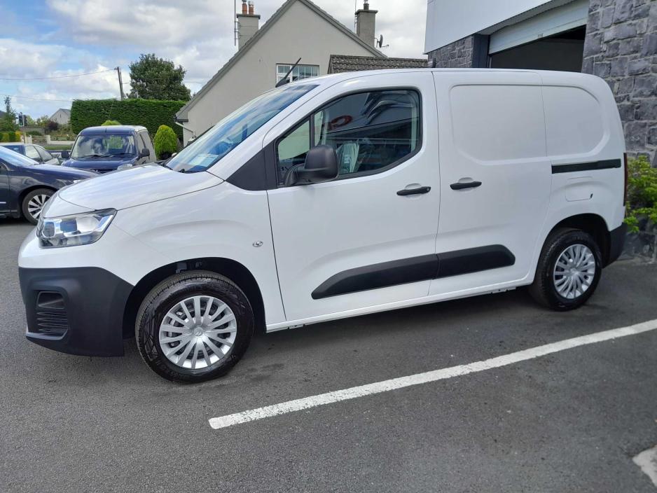 2022 Citroen Berlingo LX 1.5 MWB BLUEHDi | Jammer.ie