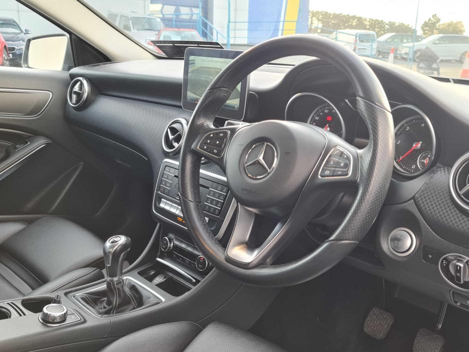 2017 Mercedes-Benz A-Class A180D SPORT MODEL // FU... | Jammer.ie