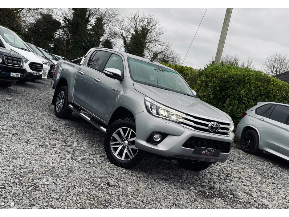 2017 Toyota Hilux 2.4 INVINCIBLE 148BHP FULL LEATH... | Jammer.ie