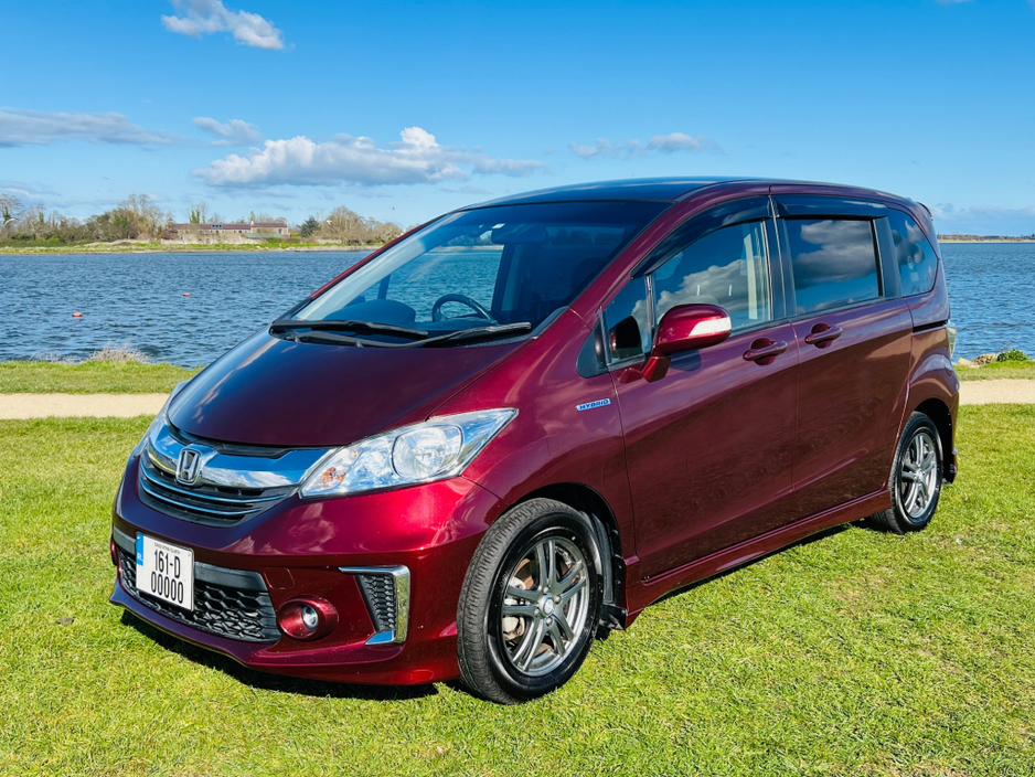 HONDA FREED 2016 Car for Sale in Dublin