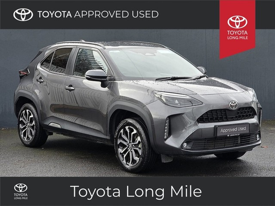Used 2025 (251) Toyota Yaris Cross 1.5 Hybrid Luna Sport 5dr in Dublin