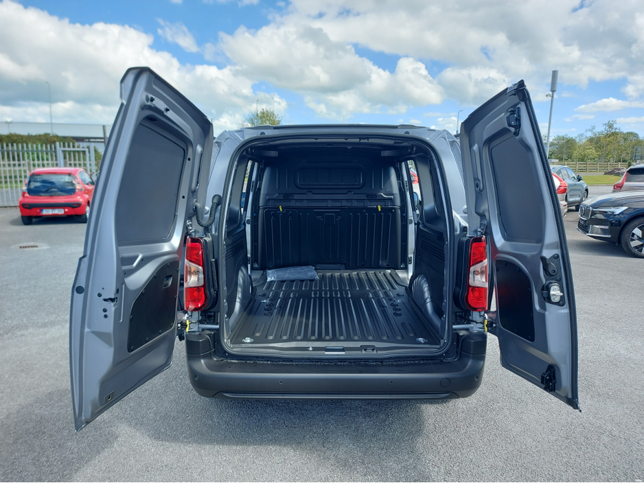 2025 Citroen Berlingo Berlingo LWB LX PLUS 100bhp... | Jammer.ie